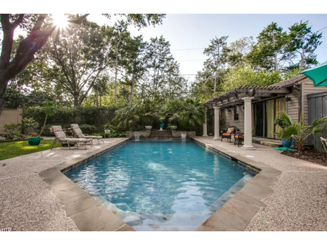 Sucker for Austin Stone: Renovated Ranch Living With A-Plus Location ...