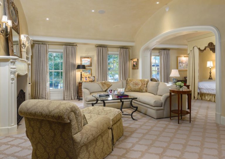 Real Estate on Screen: Dallas TV Series Home of Ewing Clan is Ready for ...