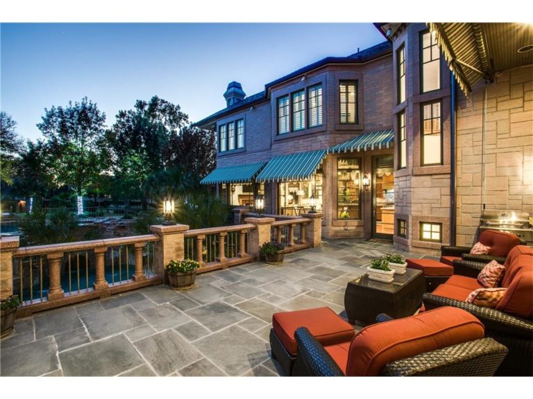This Highland Park Architectural Masterpiece is Perfect for Harry ...