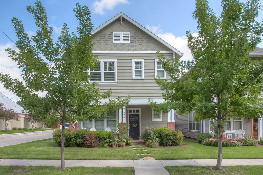 Front porch home in Lower Monticello, walkable neighborhood for sale