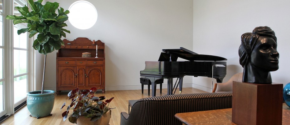 Troy Aikman Sells Highland Residence, Moves to Stunning Tatum-Brown ...