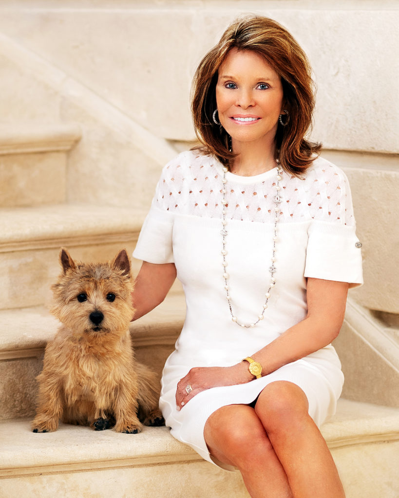 Betty Lou Phillips Signs Her New Book in Highland Park Tonight