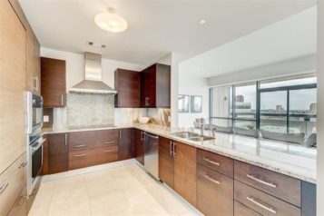 Centrum Tower Condos That Are So Hot They Sizzle