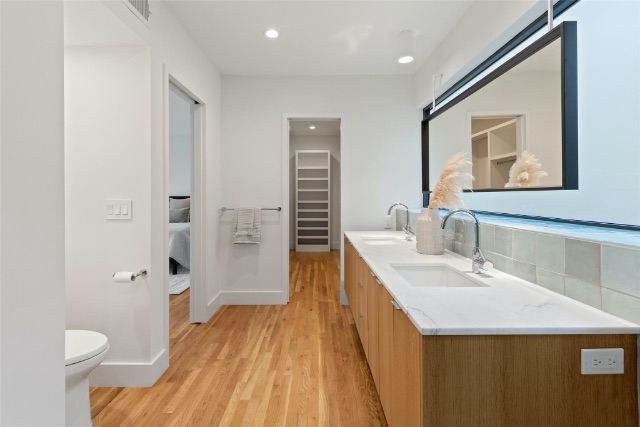Jay Yancey Gave This Elmwood Midcentury Modern The Makeover it Truly ...