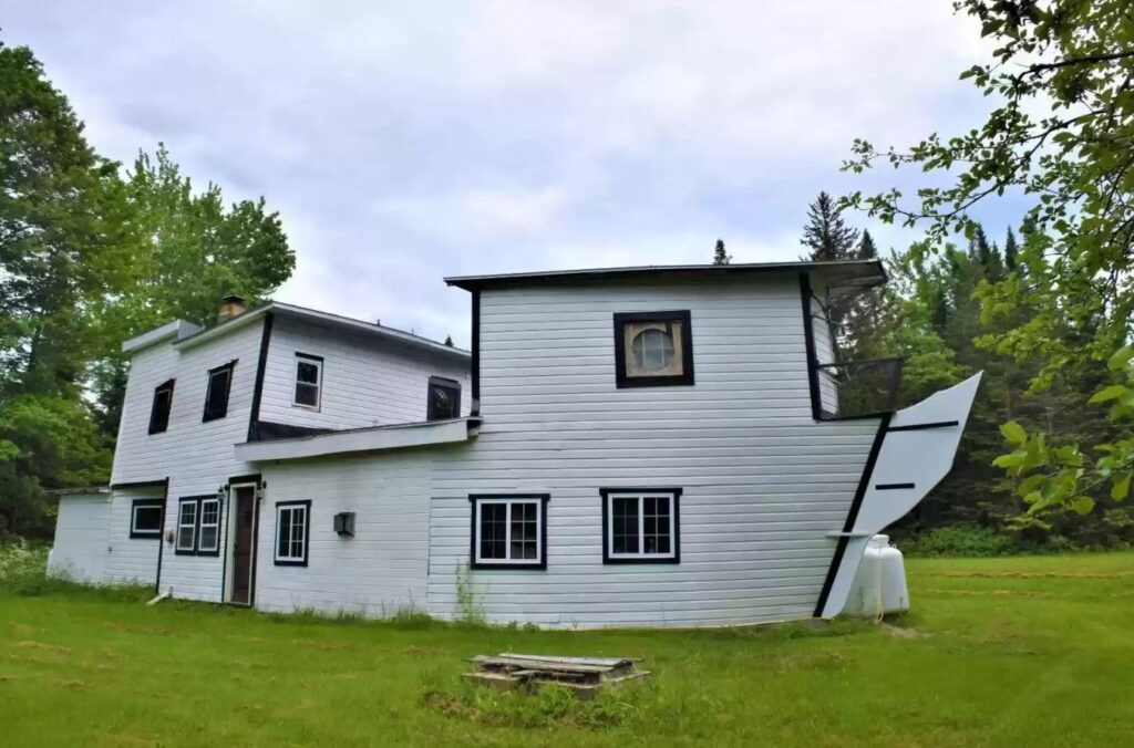 Funniest Wednesday WTF Homes in 2022 - CandysDirt.com