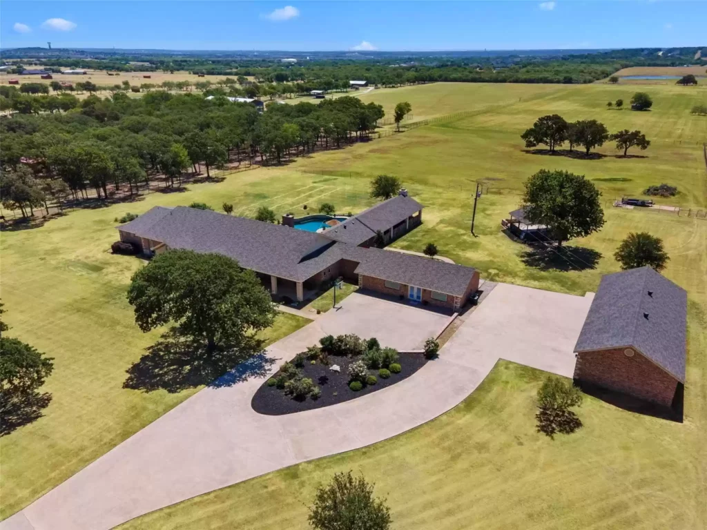 In Burleson, We Found Home on the Range - CandysDirt.com