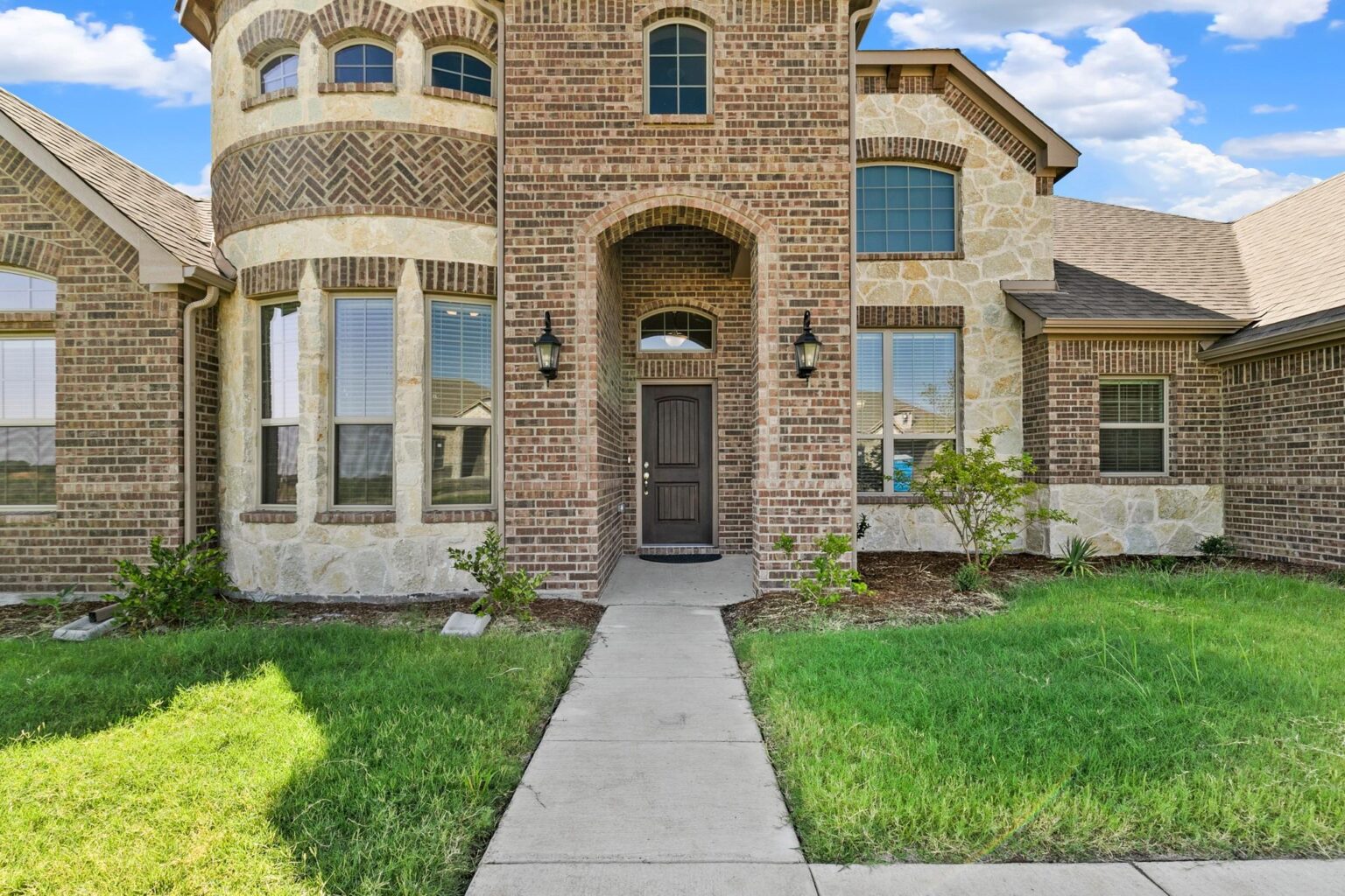 This Mesquite Home is Literally Off the Charts - CandysDirt.com