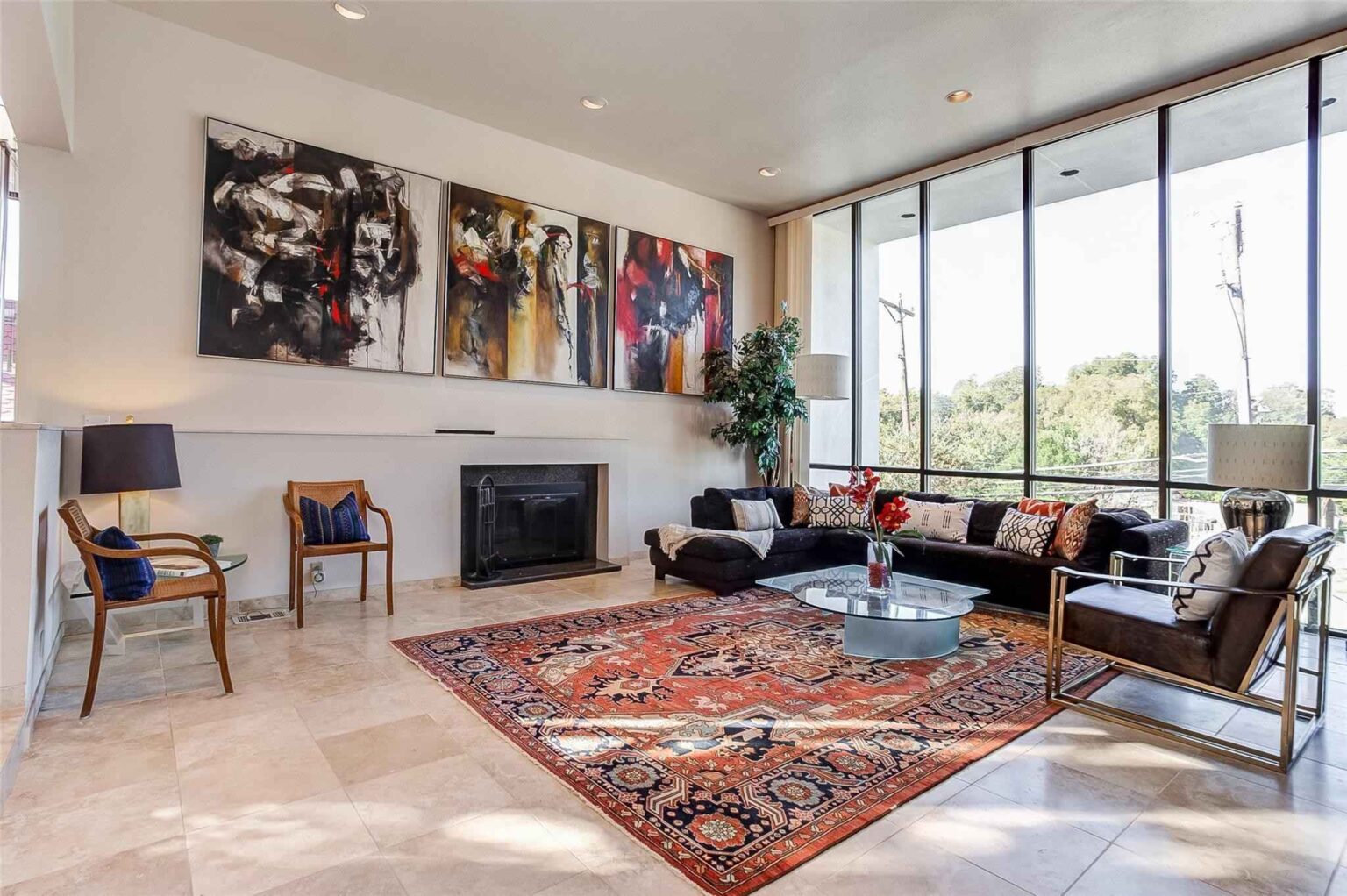 Westcliff Modern Designed by Robert L. Wright is a Mystery