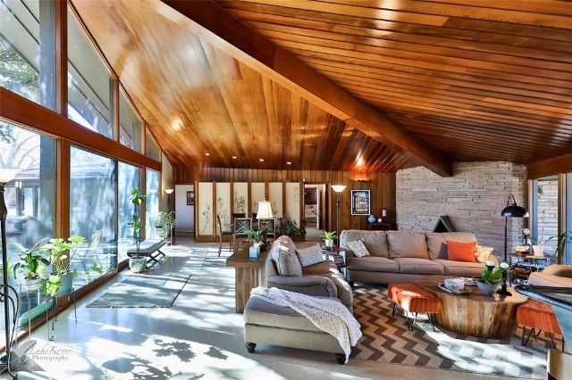 This Jimmy Tittle-Designed Mid-Century Is Living The Dream In Abilene ...