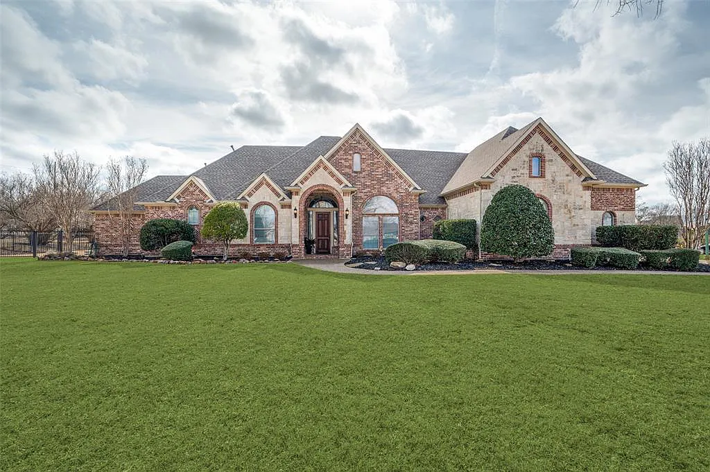 Suburb Sunday: 3 Prosper Homes That Offer the Best of Both Worlds ...