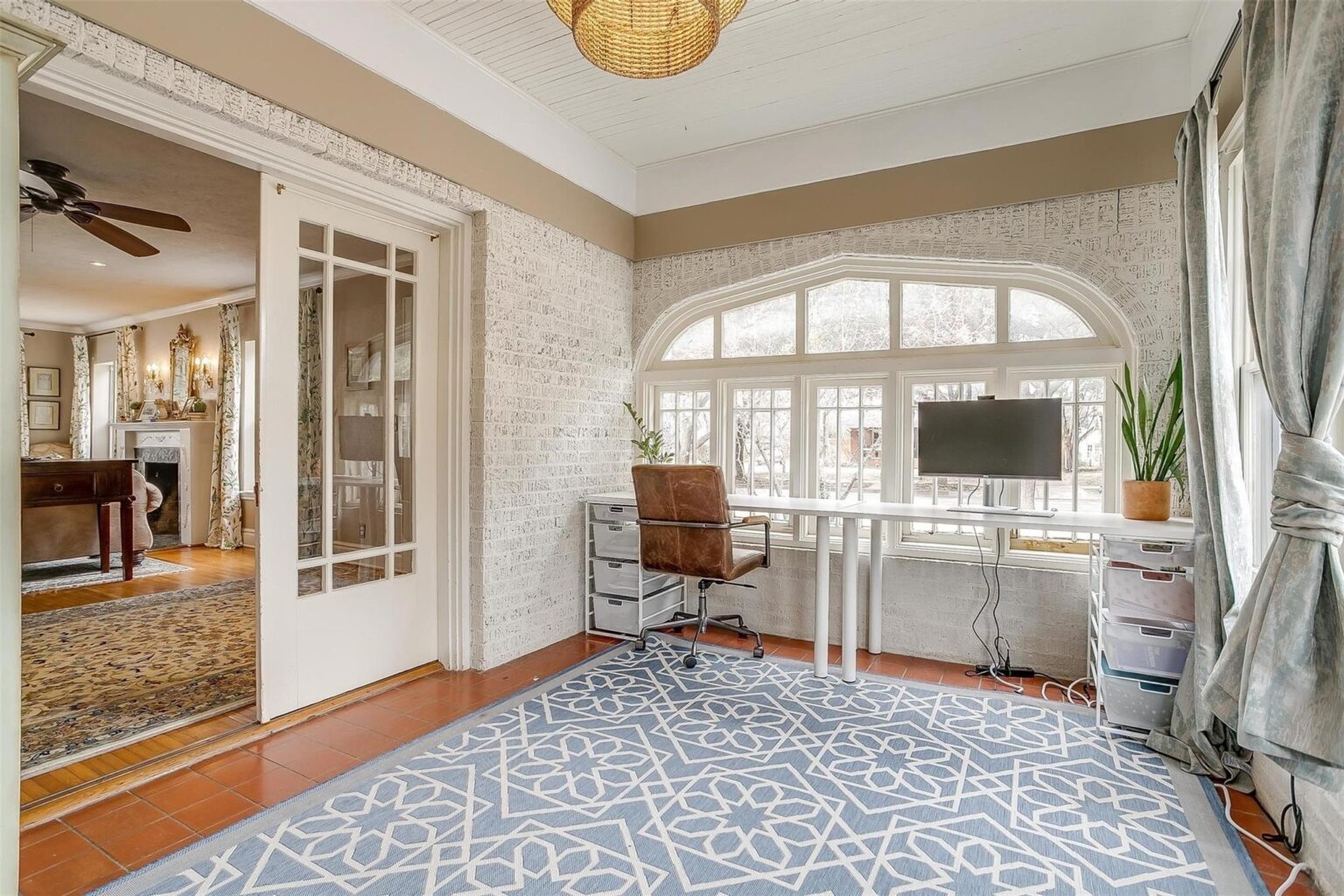 Berkeley Cottage Blends Best of Old And New - CandysDirt.com