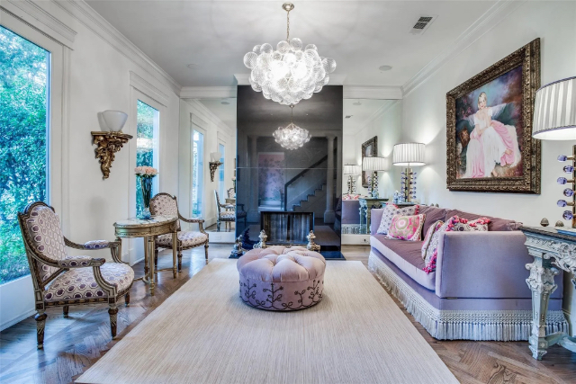 Step Inside Greta Pilgrim-Owens Highland Park French Eclectic ...