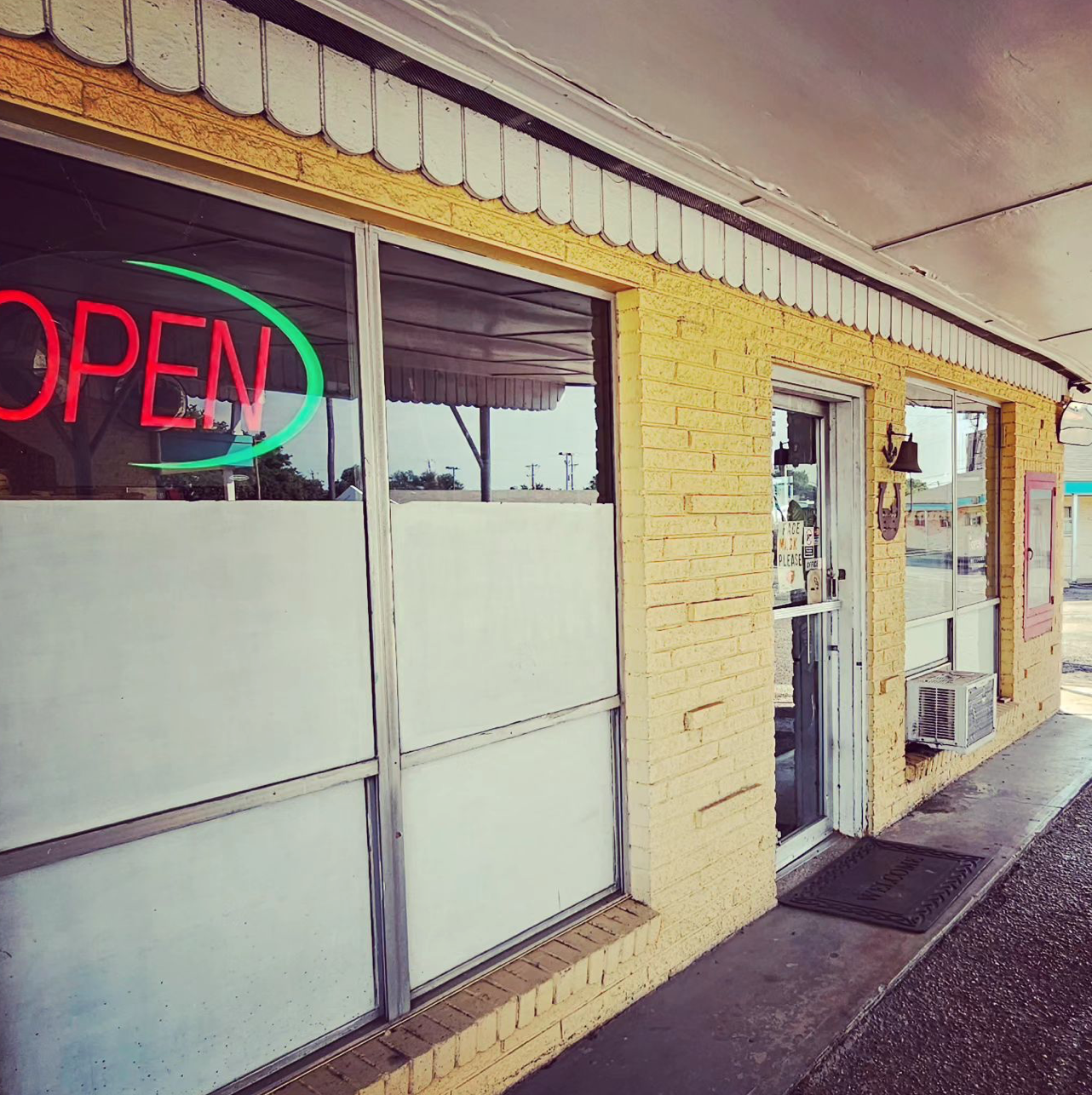 Will They Pave Candy Montgomery's Como Motel Paradise And Put Up a ...