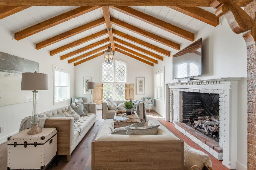 The Foremost Example of a Charles Dilbeck Ranch Duplex is in University ...