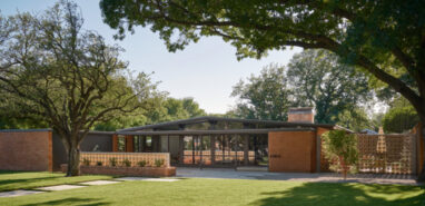An American Classic: The Magical Midcentury Modern Homes of The Disney ...