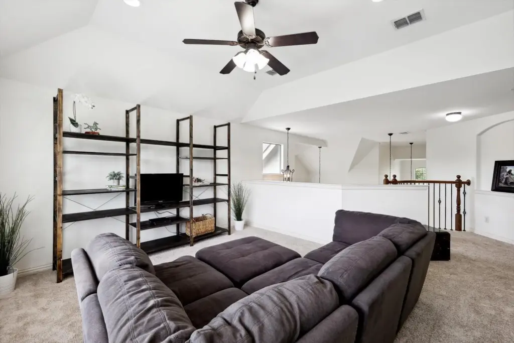 These Properties Prove Melissa is More Than Meets the Eye - CandysDirt.com
