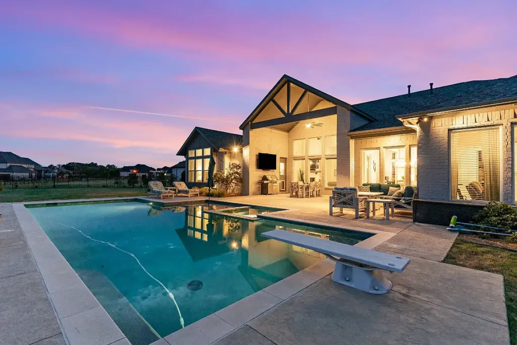 Three Sunnyvale Homes Sure to Inspire Suburban Bliss - CandysDirt.com