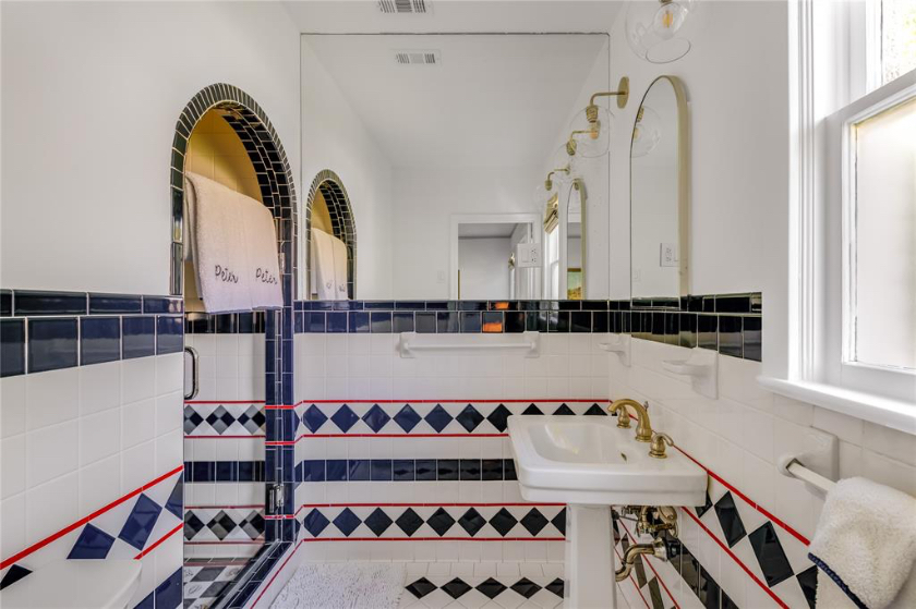 Bianca Watson’s Historic Lakewood Dines And Kraft Makeover - CandysDirt.com
