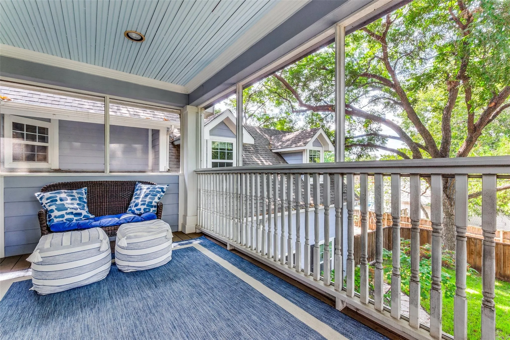 If You Don't Grab This Cape Cod-Style Home in The Peninsula, I Just ...