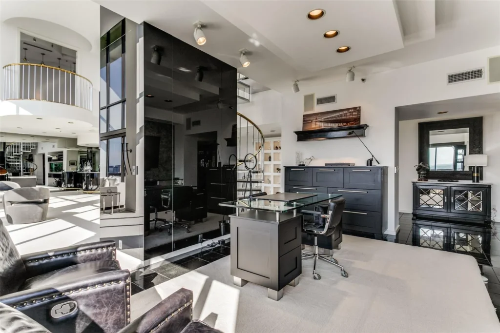 Black and White: Live in Classic Retro Elegance in This Warrington ...