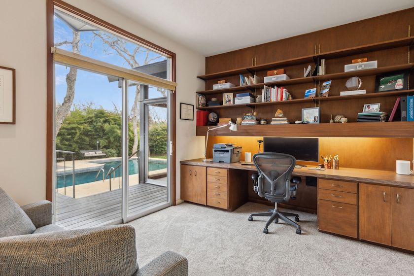 A Midcentury Modern Treasure by Architect Neal Lacey Continues to ...