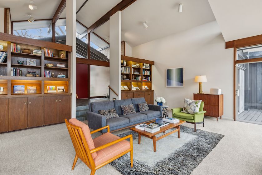 A Midcentury Modern Treasure by Architect Neal Lacey Continues to ...