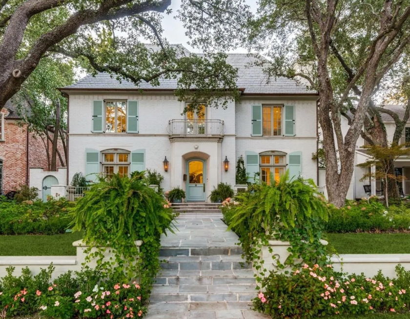 Banish Bland! Lacy Lange’s University Park French Eclectic Home Will ...