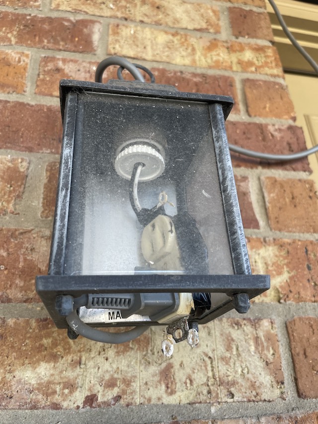 A Spring Home Tour With the Home Inspectors - CandysDirt.com