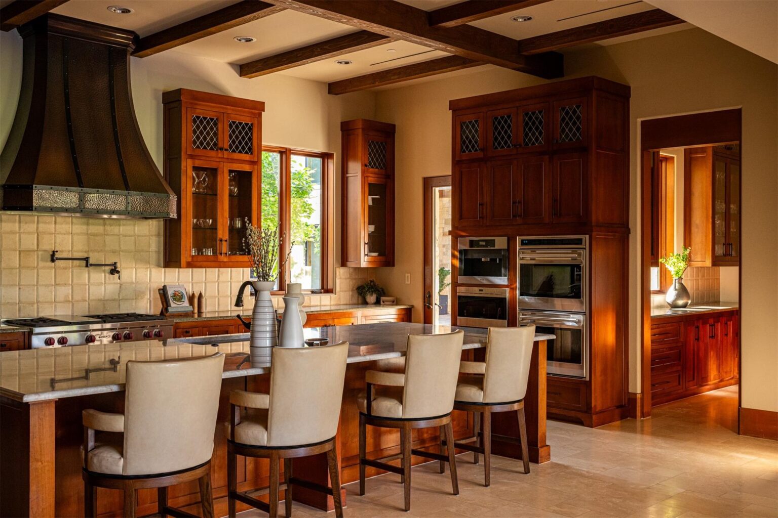 5805 Red Wolf: The Hidden House That Tech Built Sells in Record Time ...