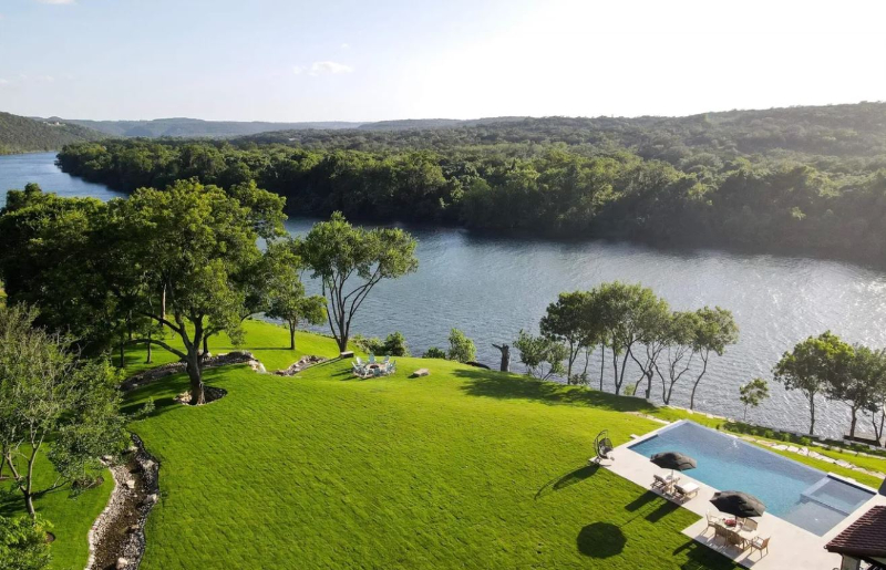 Spend the Future Mild Texas Winter at this Ranch Home Located on the ...