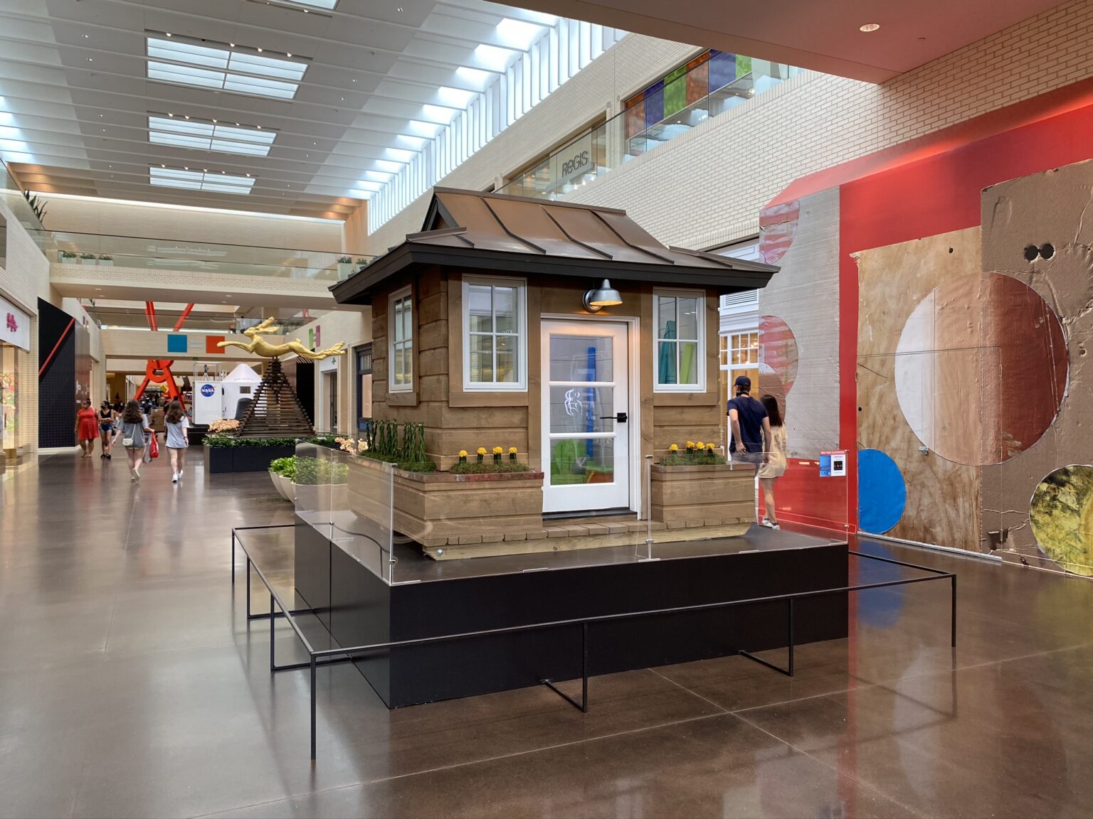 LRO Residential Brings Island Vibes to Dallas CASA’s Parade of ...