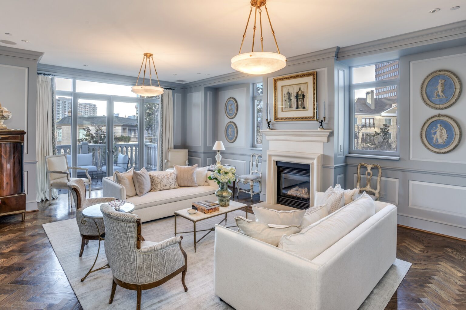 Designer Lyn Muse Creates Warmth and Elegance at The Vendome